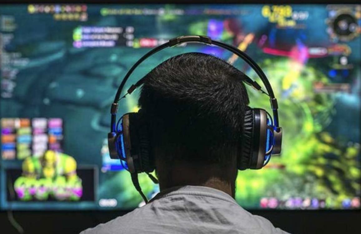 Console or PC: Which Platform is Superior for Gaming?